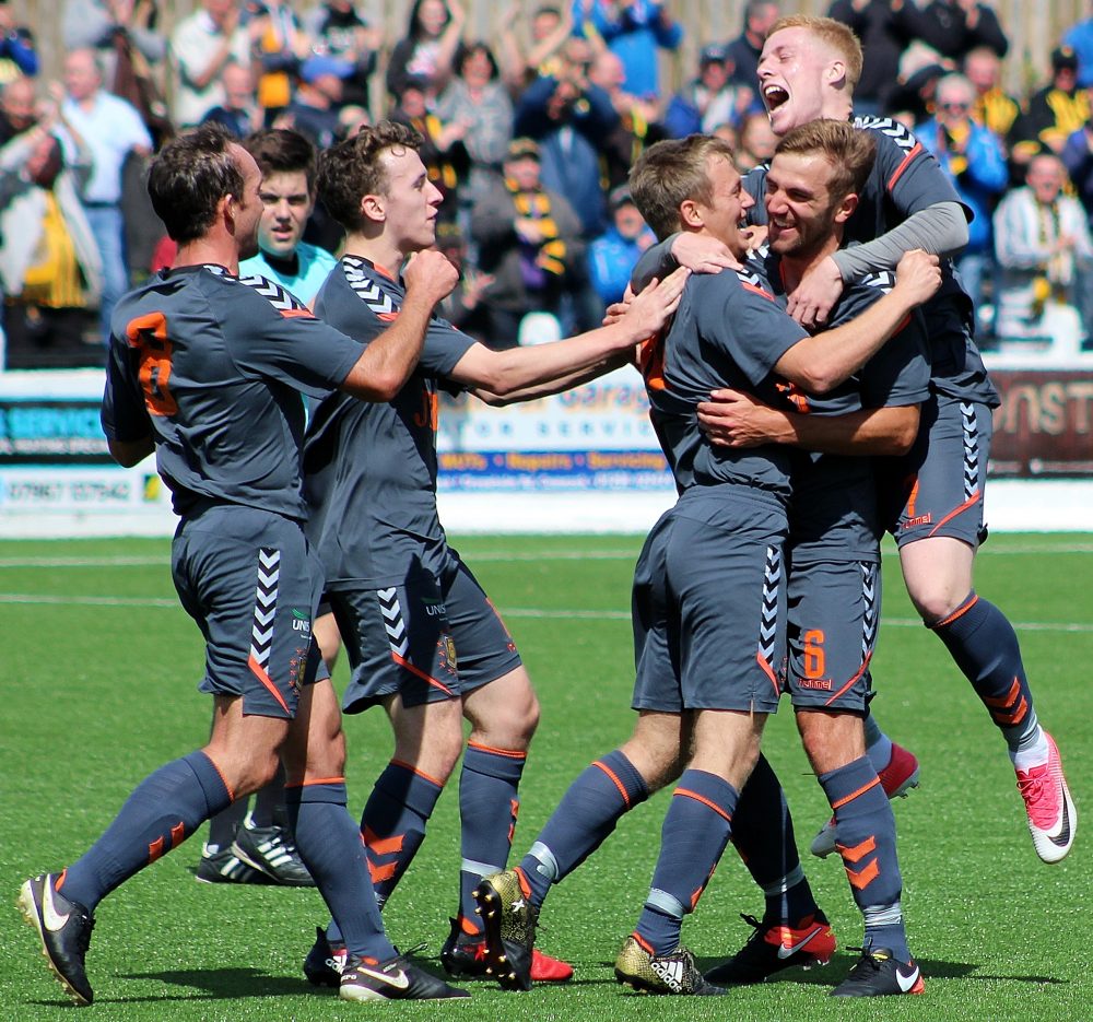 Cumnock Juniors v Auchinleck Talbot – Auchinleck Talbot Football Club